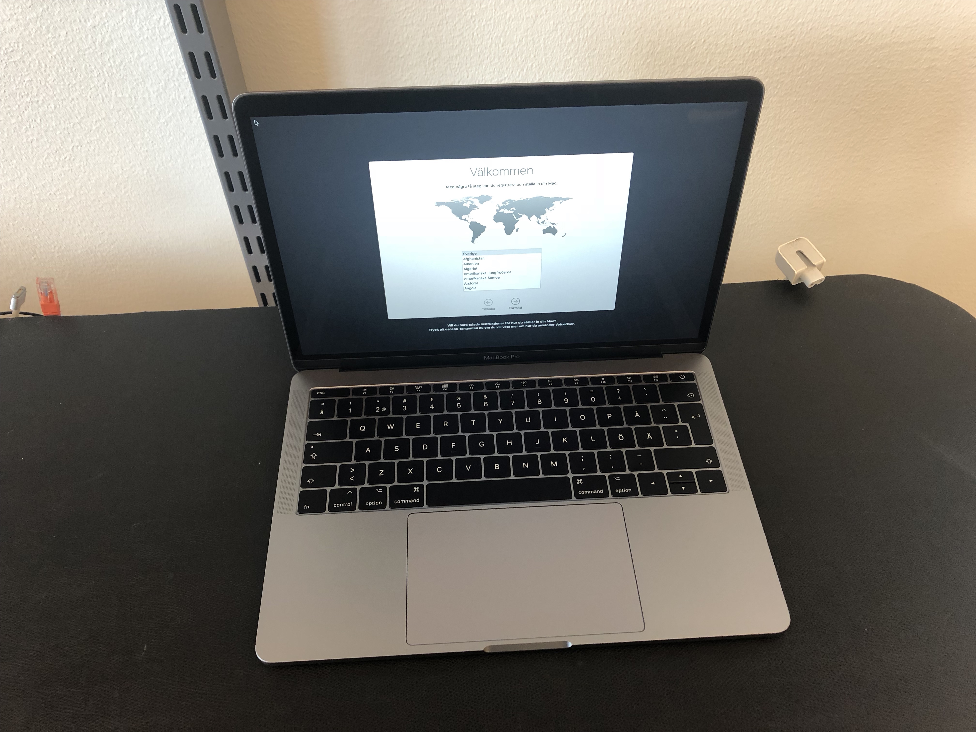 MacBook Pro 13" 2TBT3 Intel Core i5 2.3 GHz / 8 GB RAM / 128 GB SSD ...